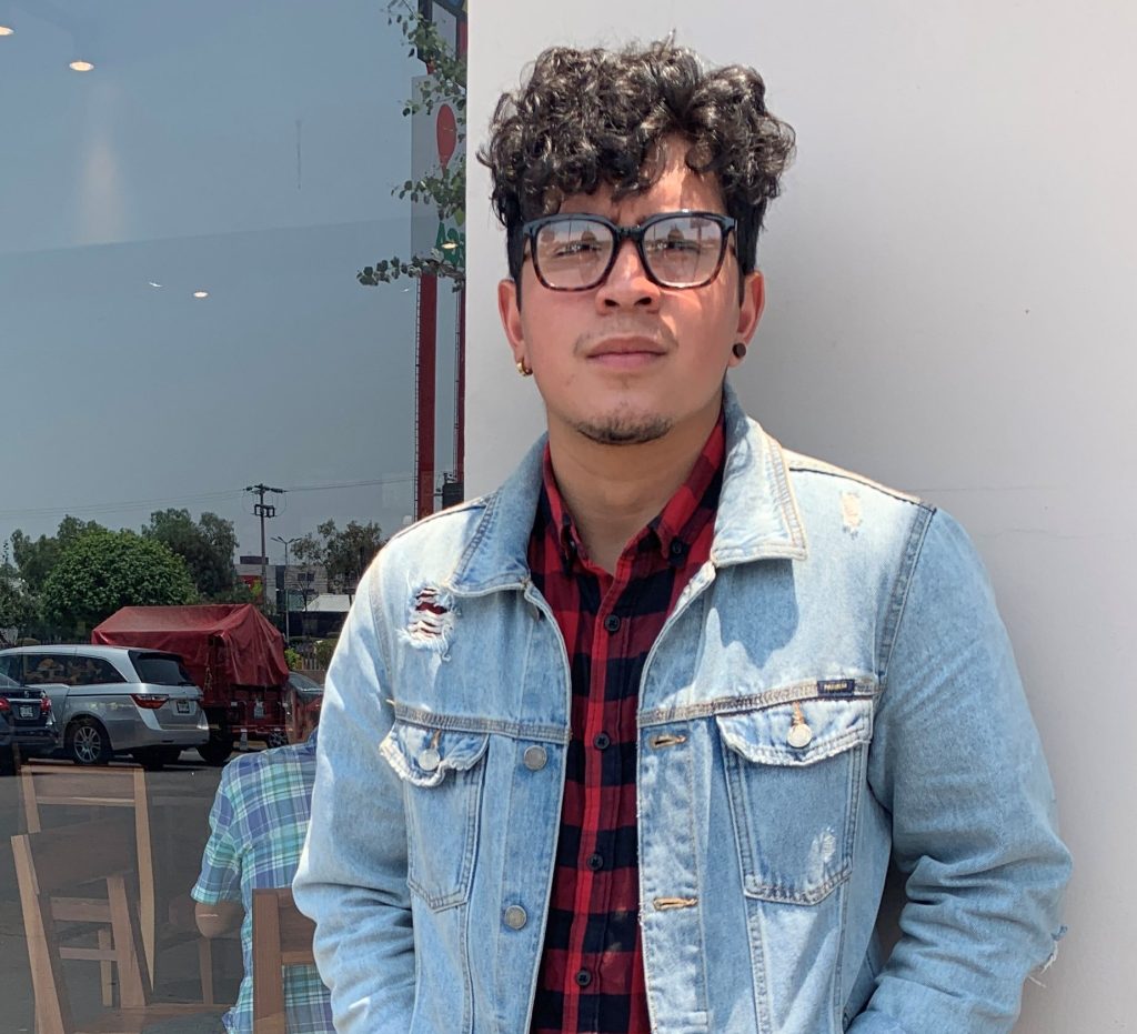 Armando Carrillo, joven músico que busca abrirse paso en varios géneros ...